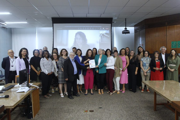 Grupo De Trabalho De Enfrentamento Ao Assédio E à Discriminação Entrega